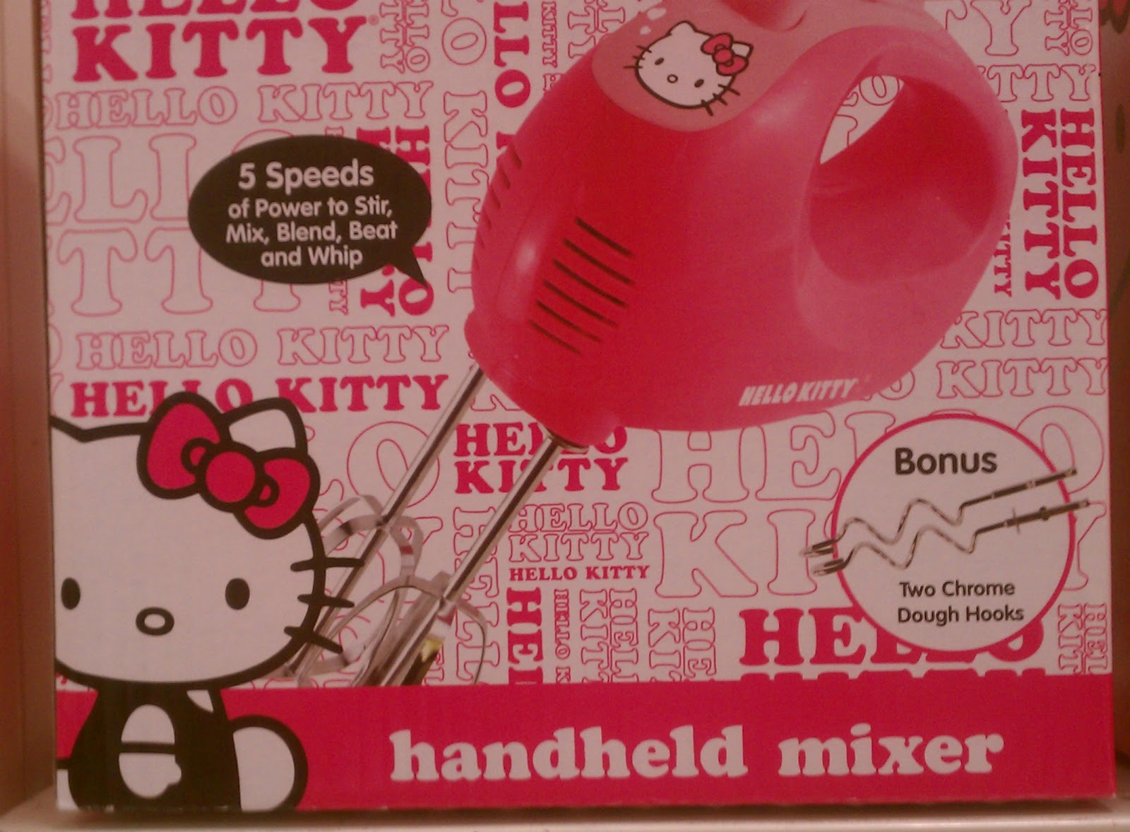 Cherry Gal Blossoming: Hello Kitty really does have everything! (picspam)