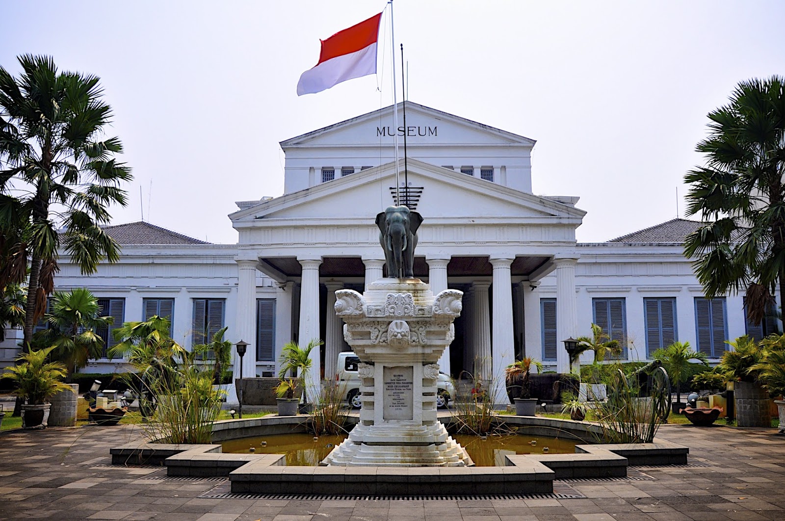 MUSEUM NASIONAL - Wisatasekolah.com