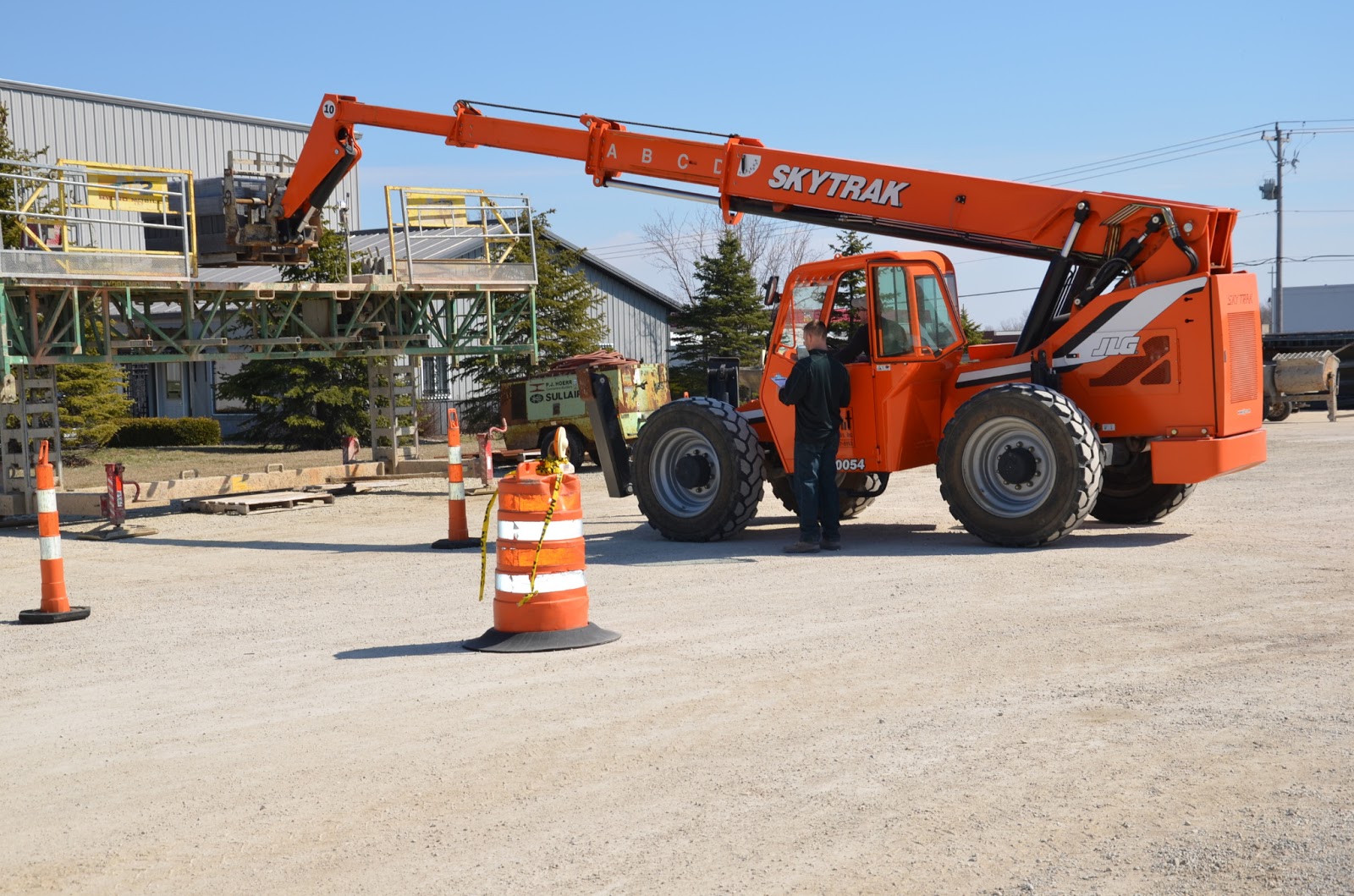 P.J. Hoerr, Inc.: P.J. Hoerr - Summit Masonry Forklift Training