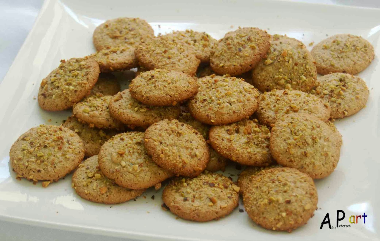 Alex the Contemporary Culinarian: Pistachio Biscuits