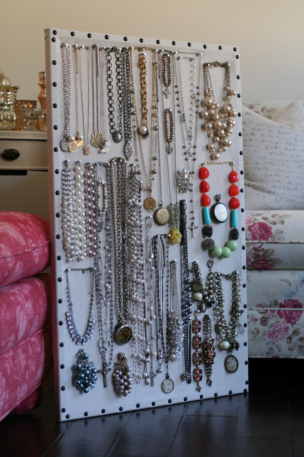 simple thoughts: an embarassingly simple DIY jewelry board & my ...