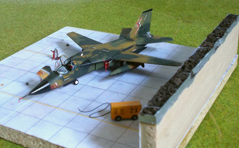 Happyscale-Modellbau: General Dynamics F-111 Advaark - Academy 1/144