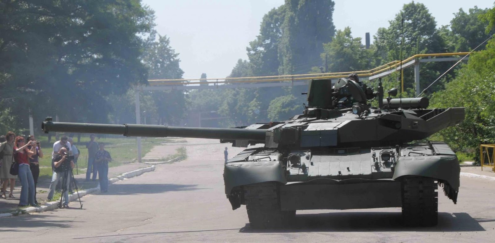 DEFENSE STUDIES: New Tanks Due in May