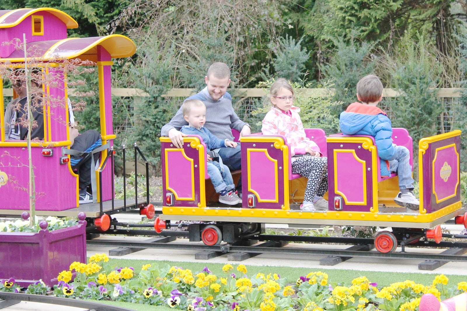 Review of Paultons Park + Peppa Pig World | Alex Gladwin Blog