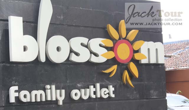 Dago Suite n Beverly Dago: Tentang Dago Suite n Beverly Dago