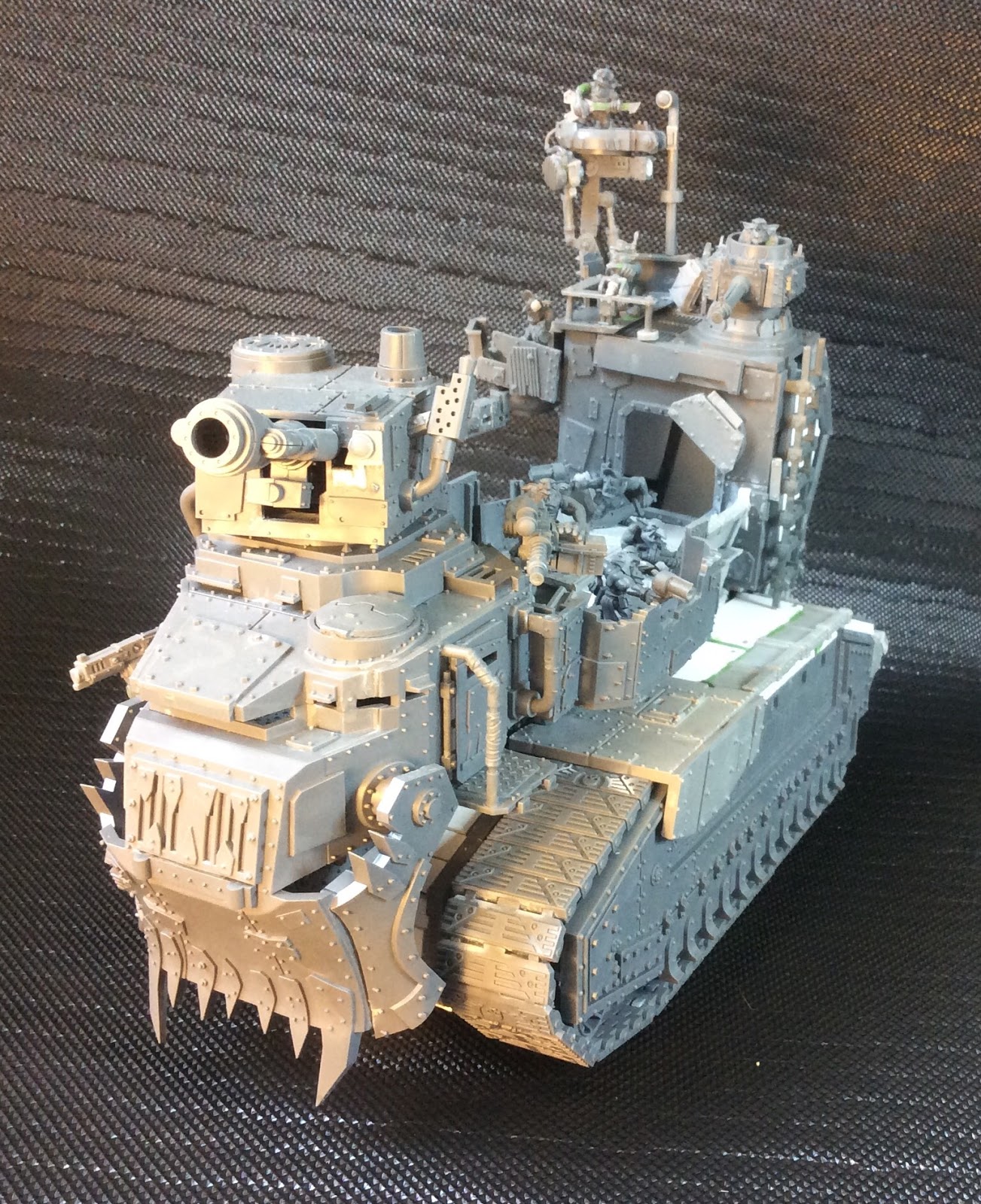 Tabletop Apocalypse: Converted Ork Battlewagon - Seriously Huge!