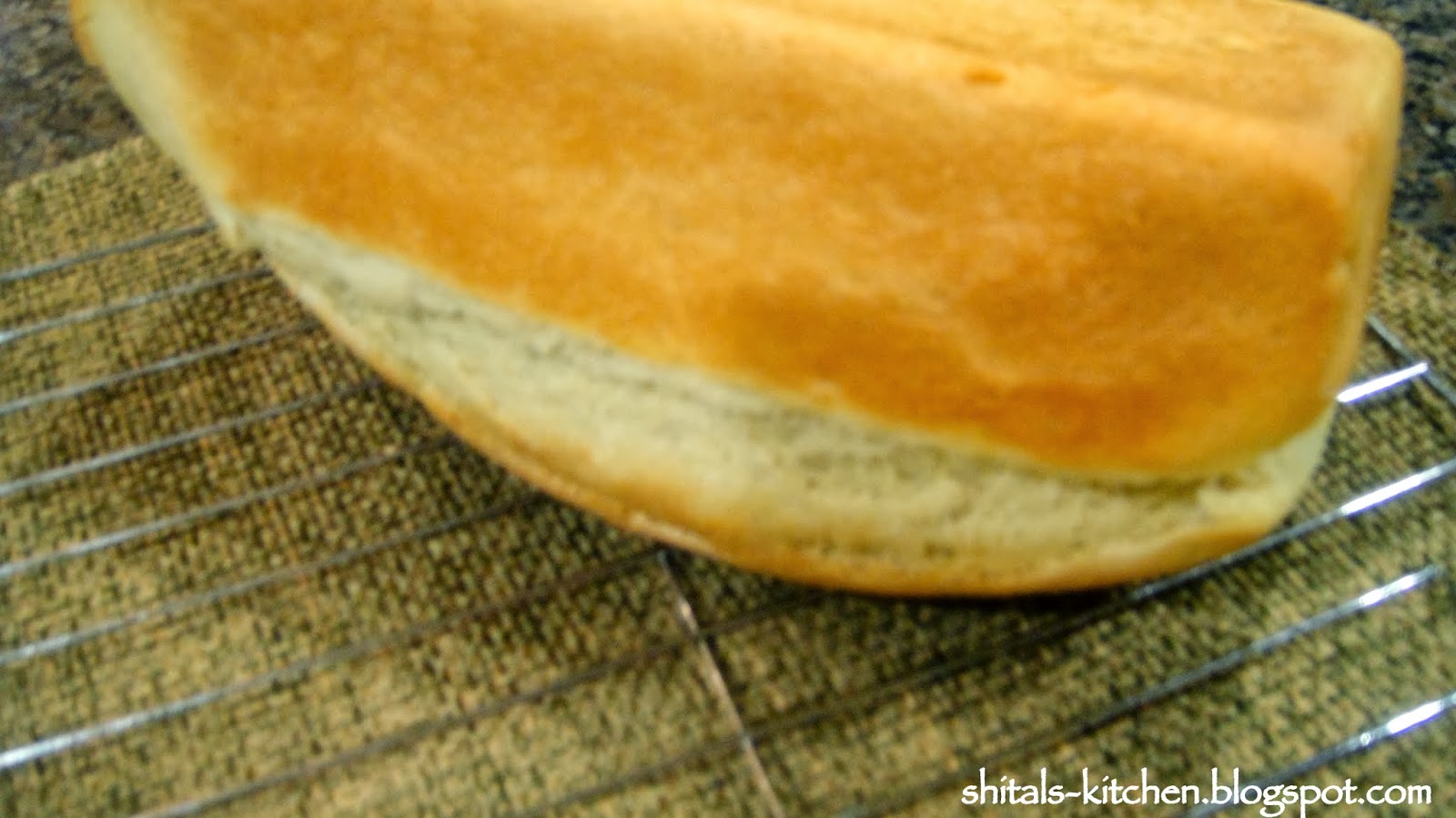 Shital's-Kitchen: Basic Bread Loaf