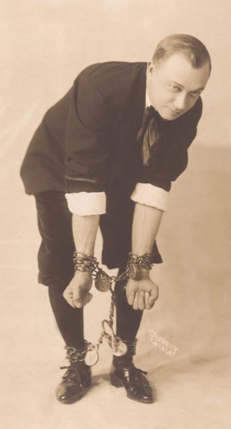 Propelled Pasteboards: Earl Lockman – “Locks Don’t Lock Lockman”