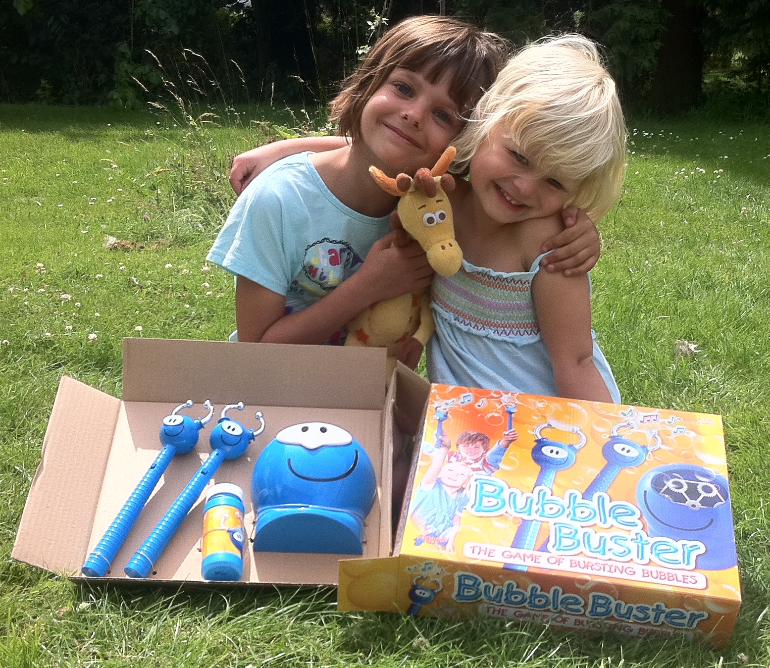 Family Circus: Bubble Buster Game - You have to Ping to Win - Review ...