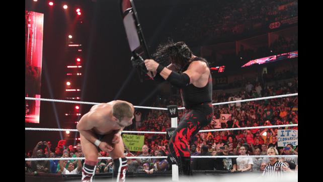 WWE In live!!!!: CM PUNK vs DANIEL BRYAN