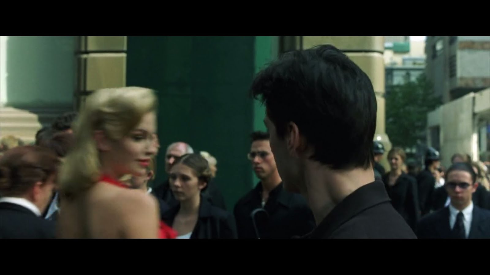 In The Matrix, why doesn't the Oracle tell Neo he's the One?