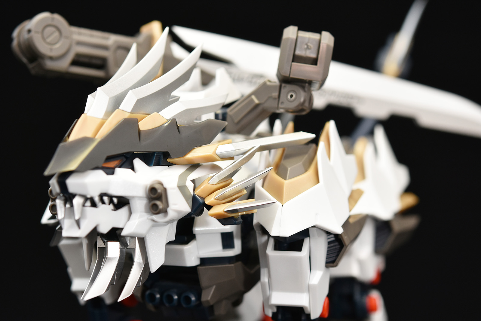 [ Review ] - Zoids Agressive 1/100 - Mugen Liger