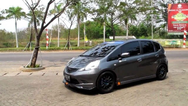Modified Cars Honda Jazz RS ~ otomotif - Modification