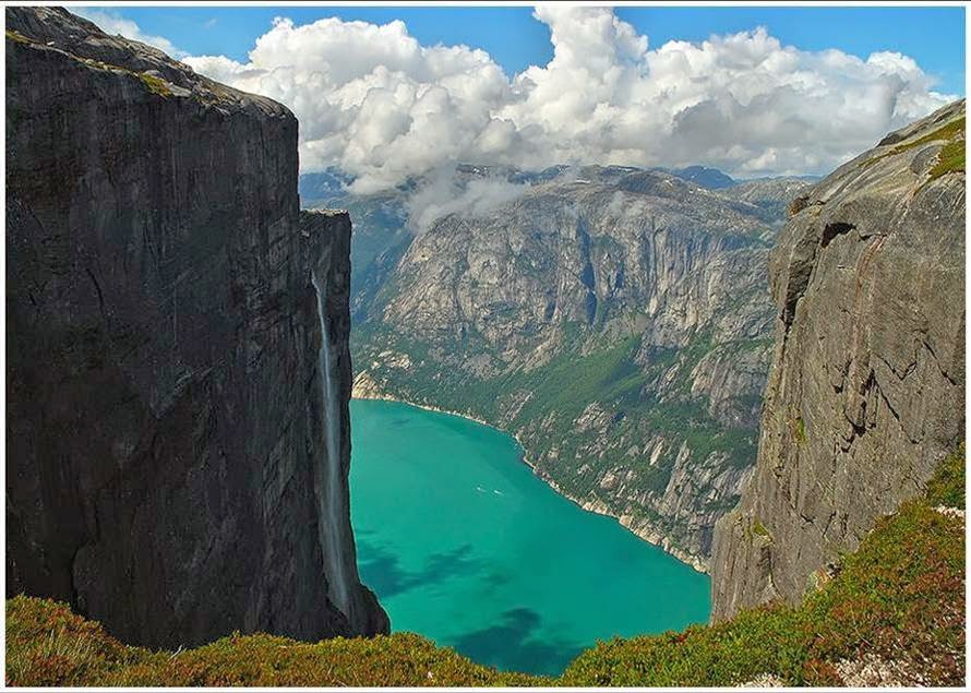 El espacio de Abuela Hortelia: ¿SABEN LO QUE ES UN FIORDO?