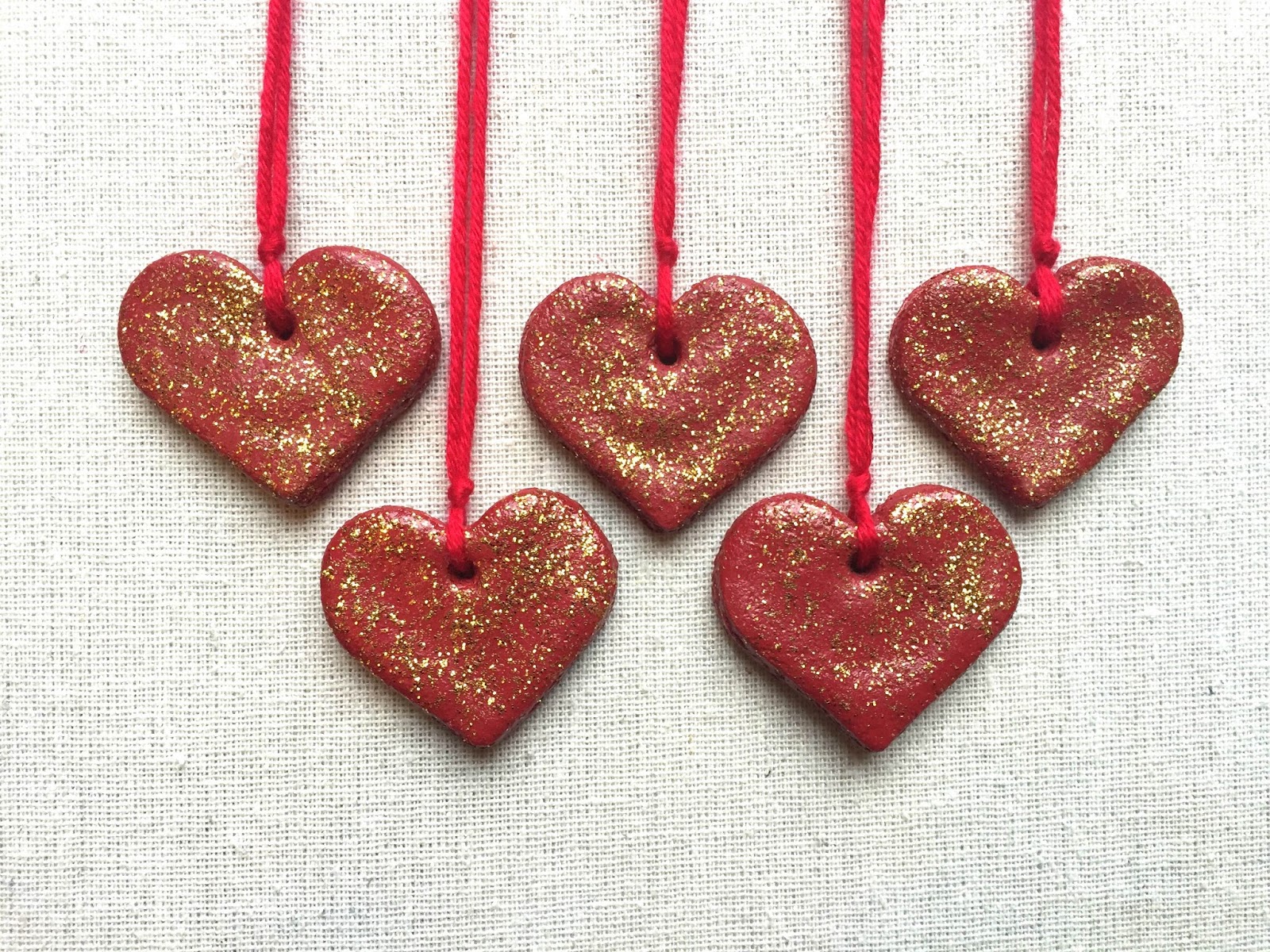 Jany Claire: Salt dough glitter heart necklace Valentine's Day cards