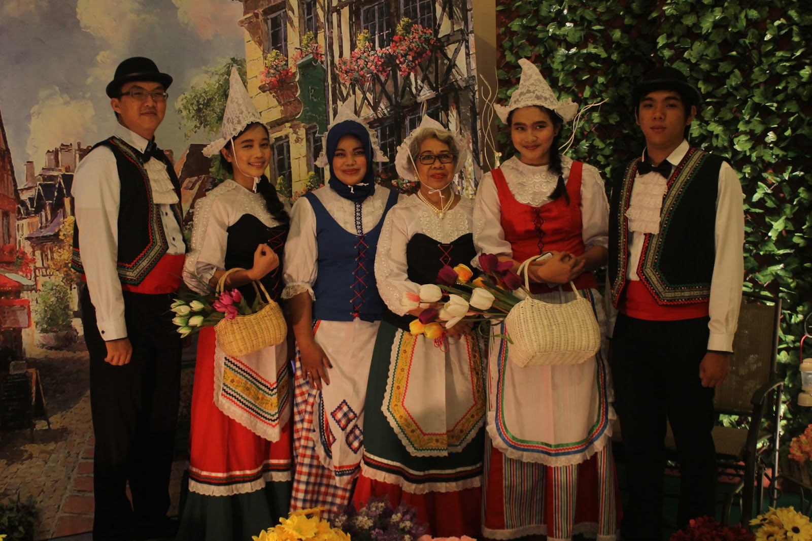 AKPAR MAJA 2 (BACKUP): Mengenal Masakan & Budaya Belanda