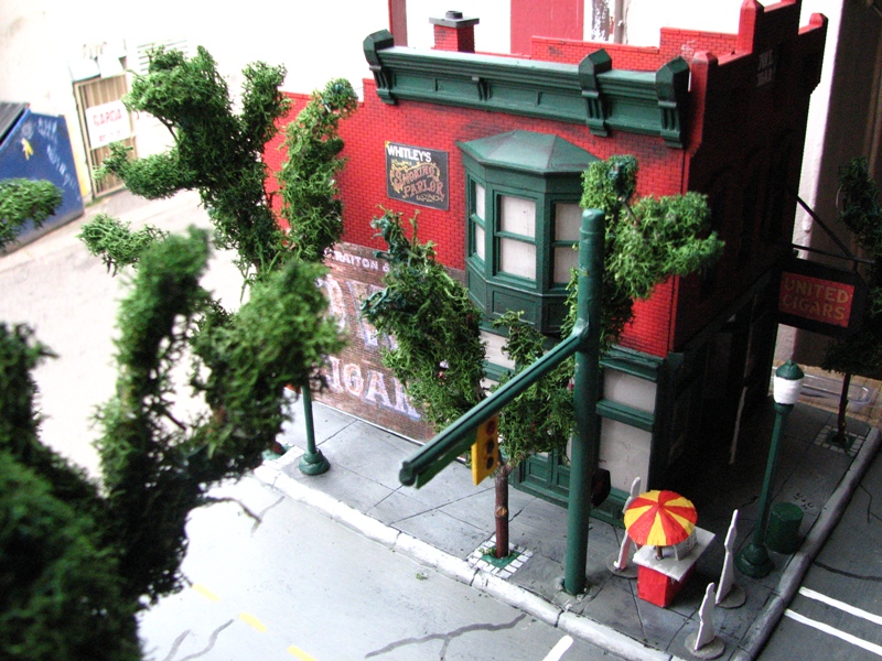 Lance Cardinal Creations: "Loose Change" Short Film Model Build