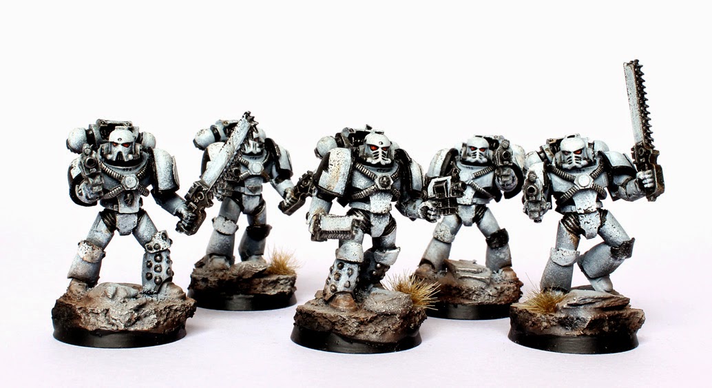 Showcase: Space Marine Luna Wolves - Tale of Painters