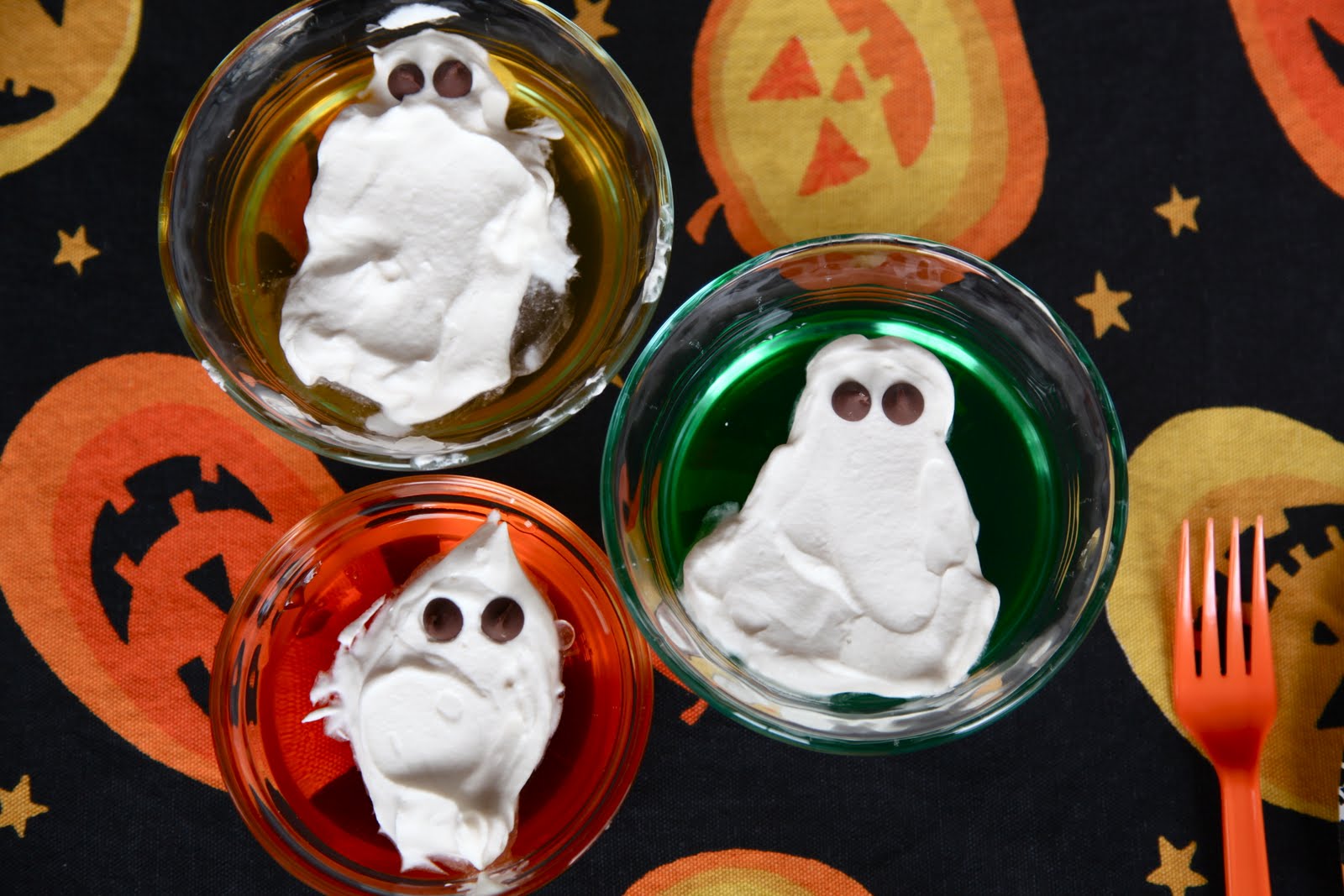 Jen's Recipes: Jello Ghosts (Whitney Heap)