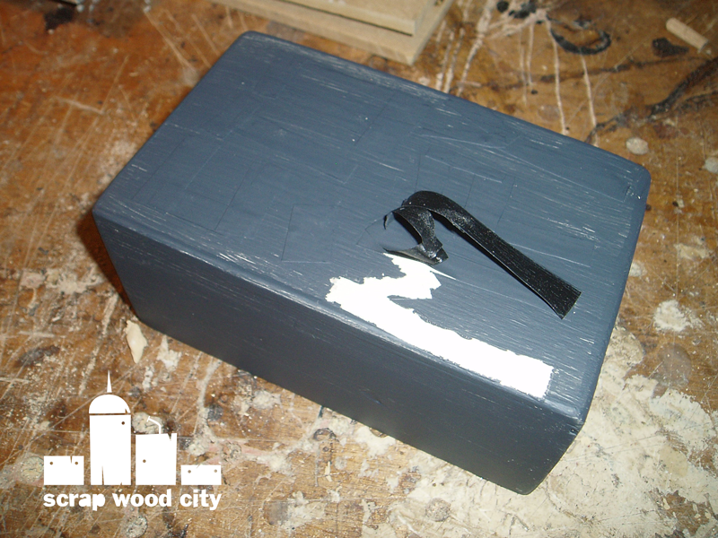 scrap wood city: DIY stomp box blues
