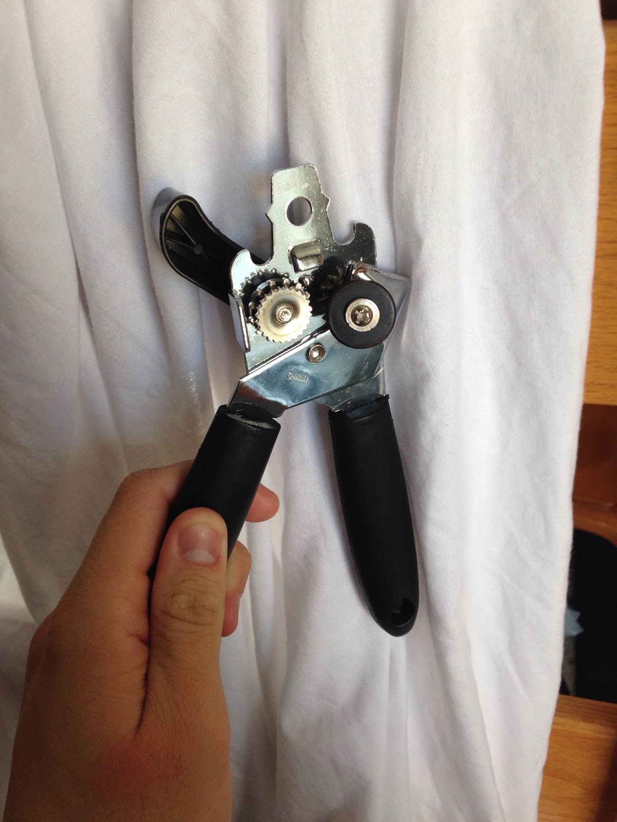 How To Use A Lever Can Opener at Leona Flowers blog