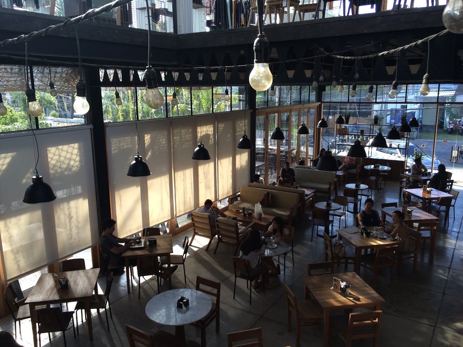 Livingstone Cafe - Seminyak, Bali - Travel is my favorite Sport