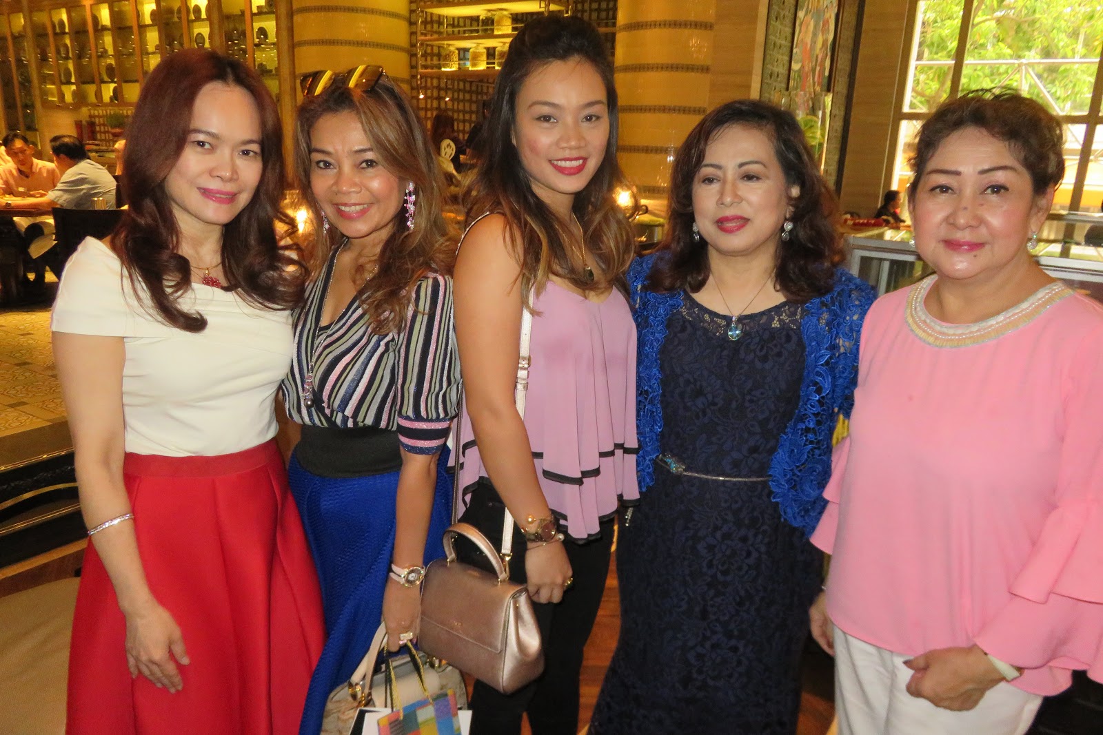 Kee Hua Chee Live!: LILLIAN TAN CELEBRATED HER BIRTHDAY AT MOSAIC ...
