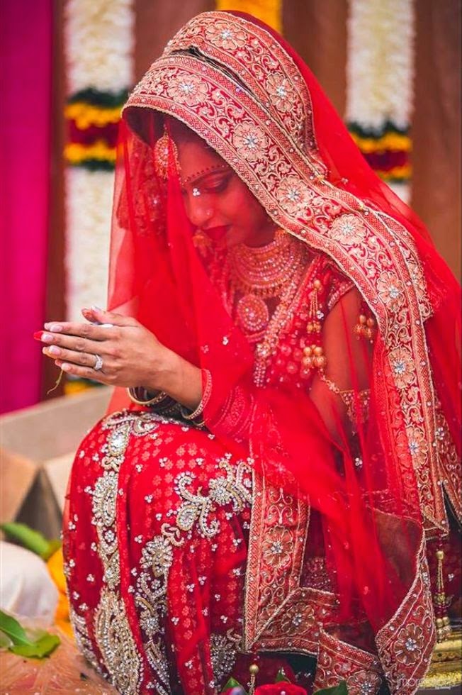 Rokanha: Ghoonghat's - A New Bridal Trend?