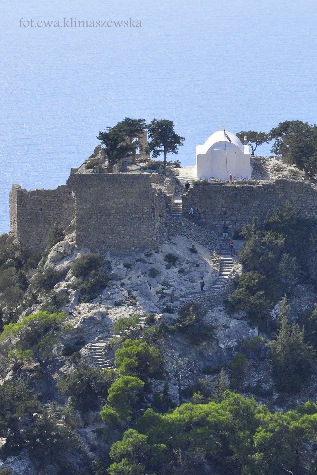 Naprzeciw SZCZĘŚCIU: Rodos - ruiny zamku Monolithos