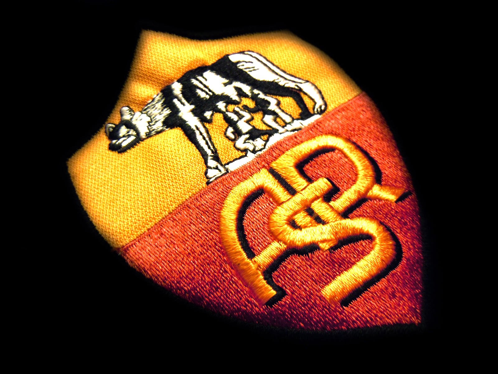 AS Roma Football Club Wallpaper - Football Wallpaper HD