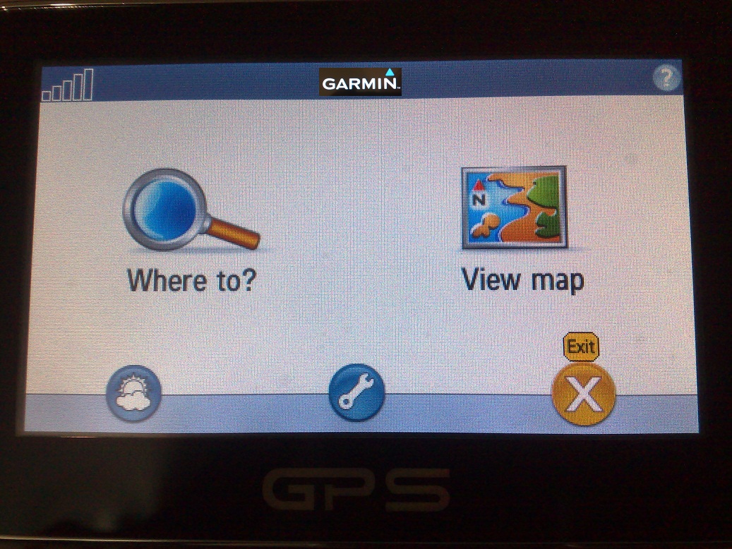 GPS Portable Navigation Device | Gadget Town