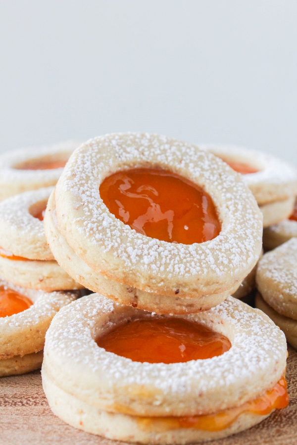 Apricot Linzer Cookies
