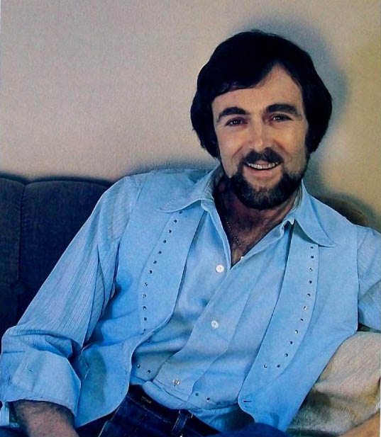 Little Aussie Albums: Dig Richards - 1962 - Raincoat In The River