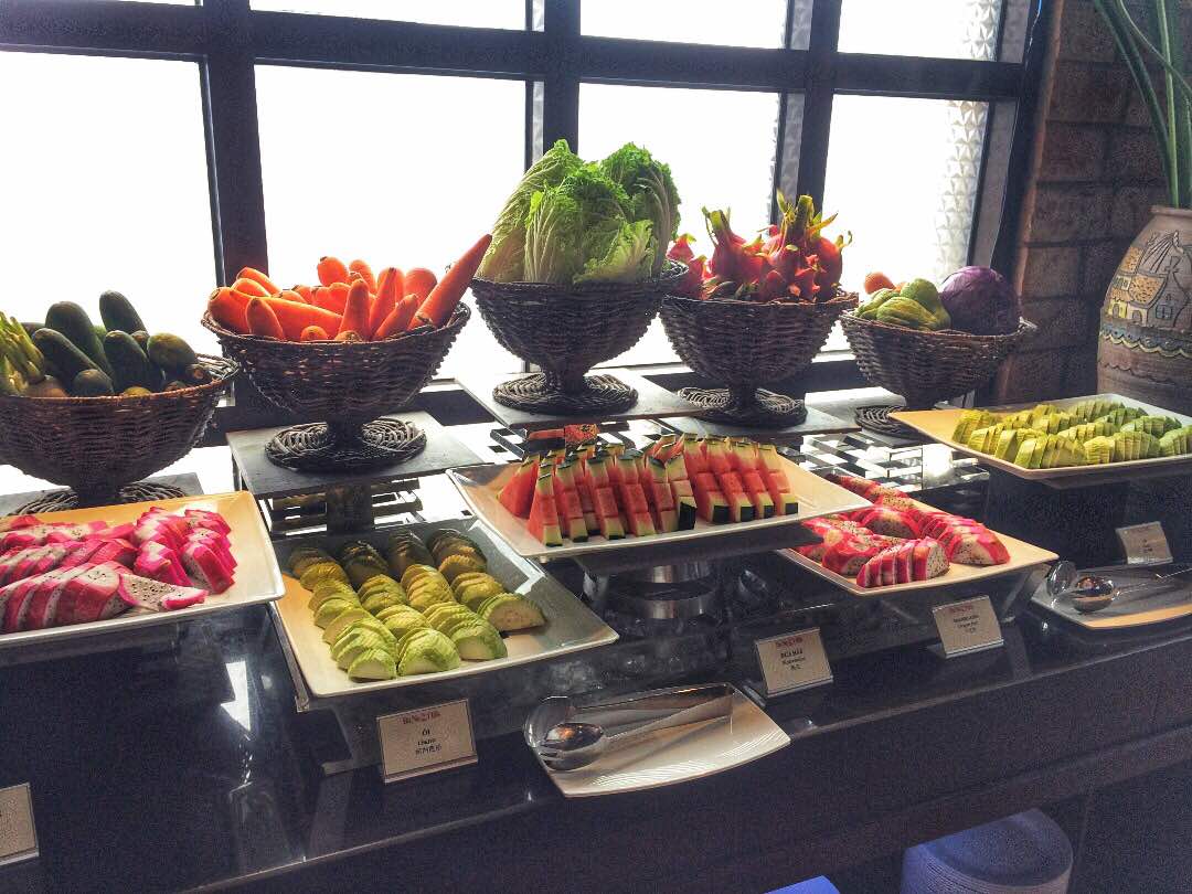 Judith Khoo : LA LAVANDE – Buffet in Banahills , Danang Vietnam