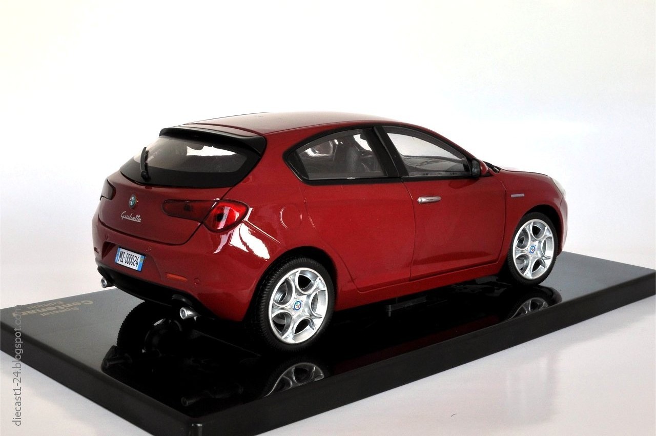 DieCast 1/24: Collezione del Centenario Alfa Romeo # 24 ...