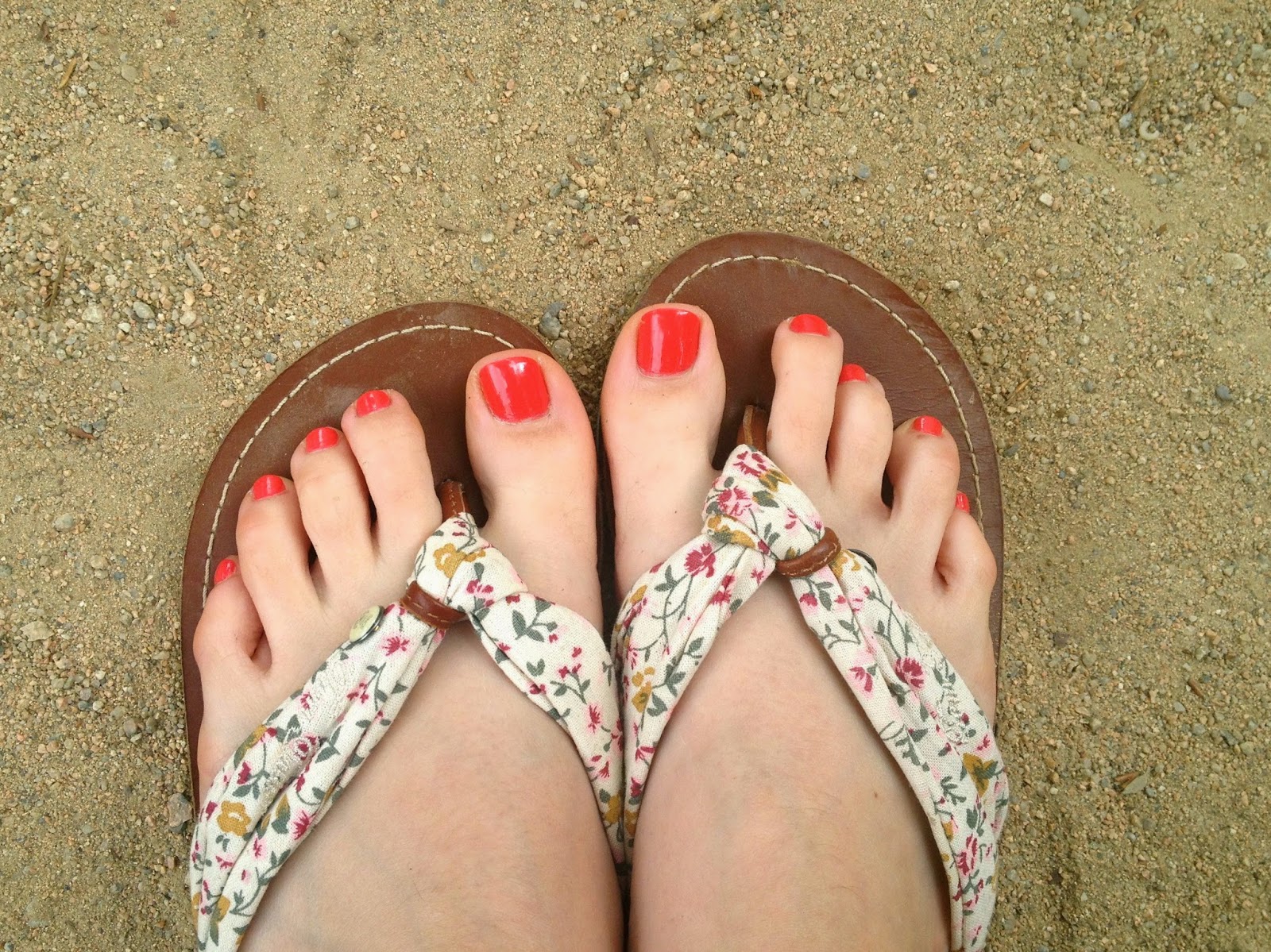 Summer Toes | Glam Beauty Talks