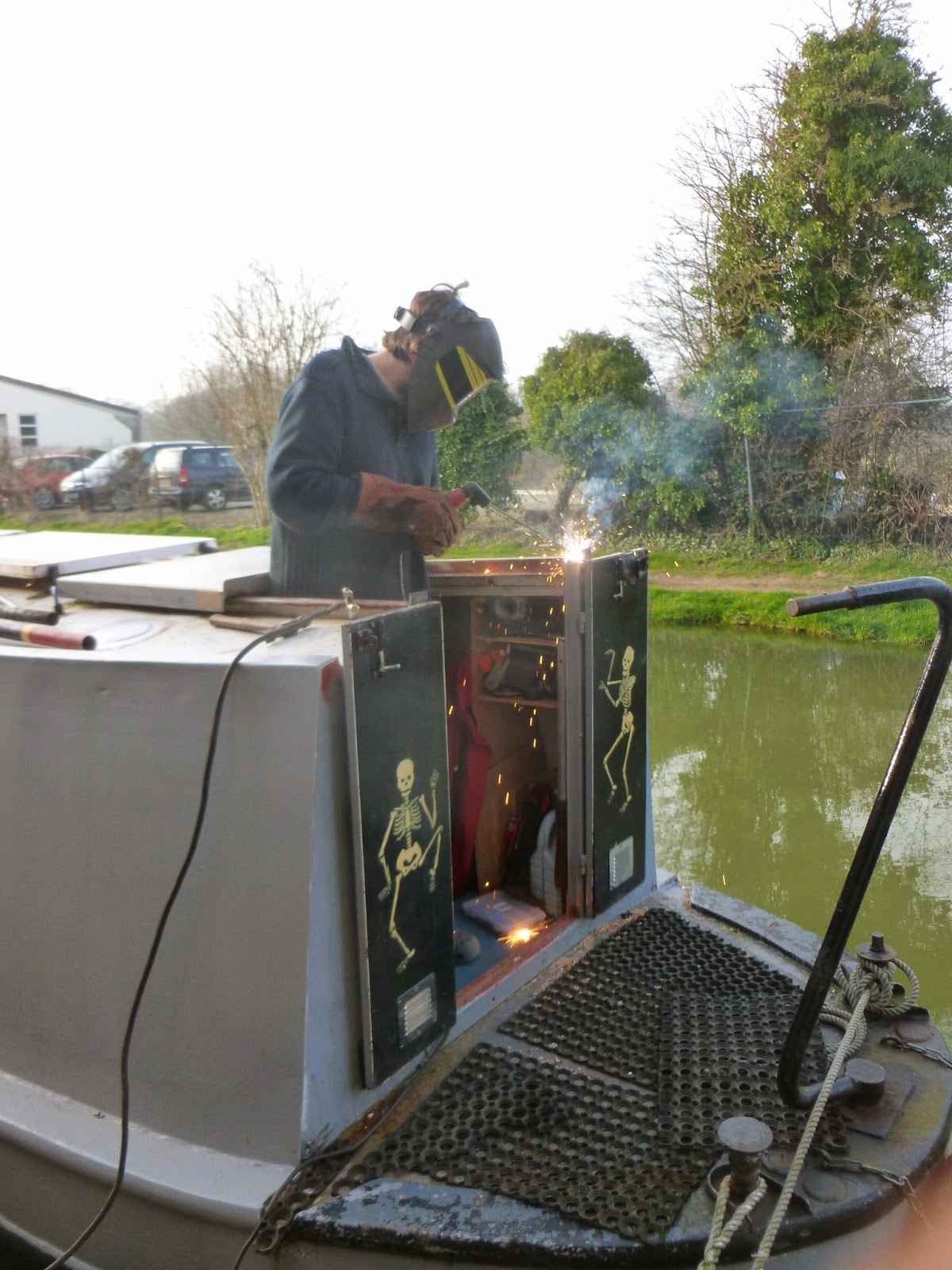 NarrowBoat Bones: More welding