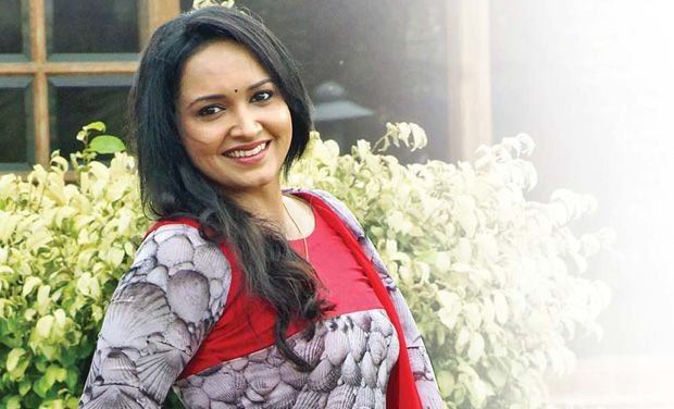 Actress Lena Kumar or Lena Abhilash Hd Pics | HD Celebs Adda