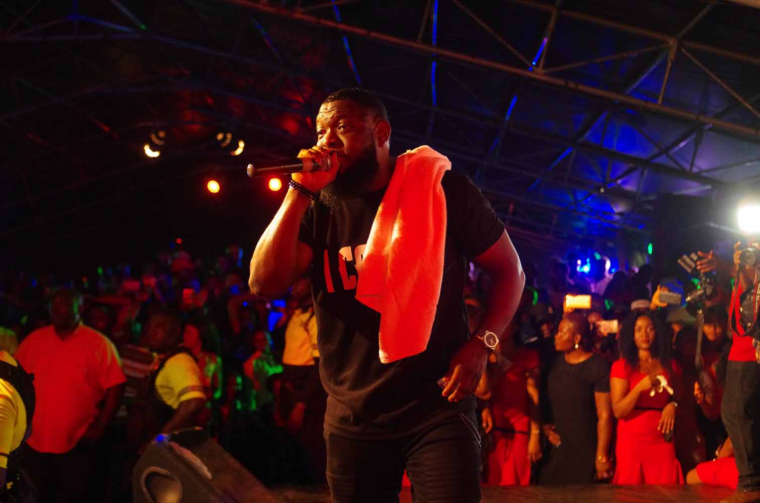 Real Deal Experience: Timaya Lights Up Enugu With A Legendary ...