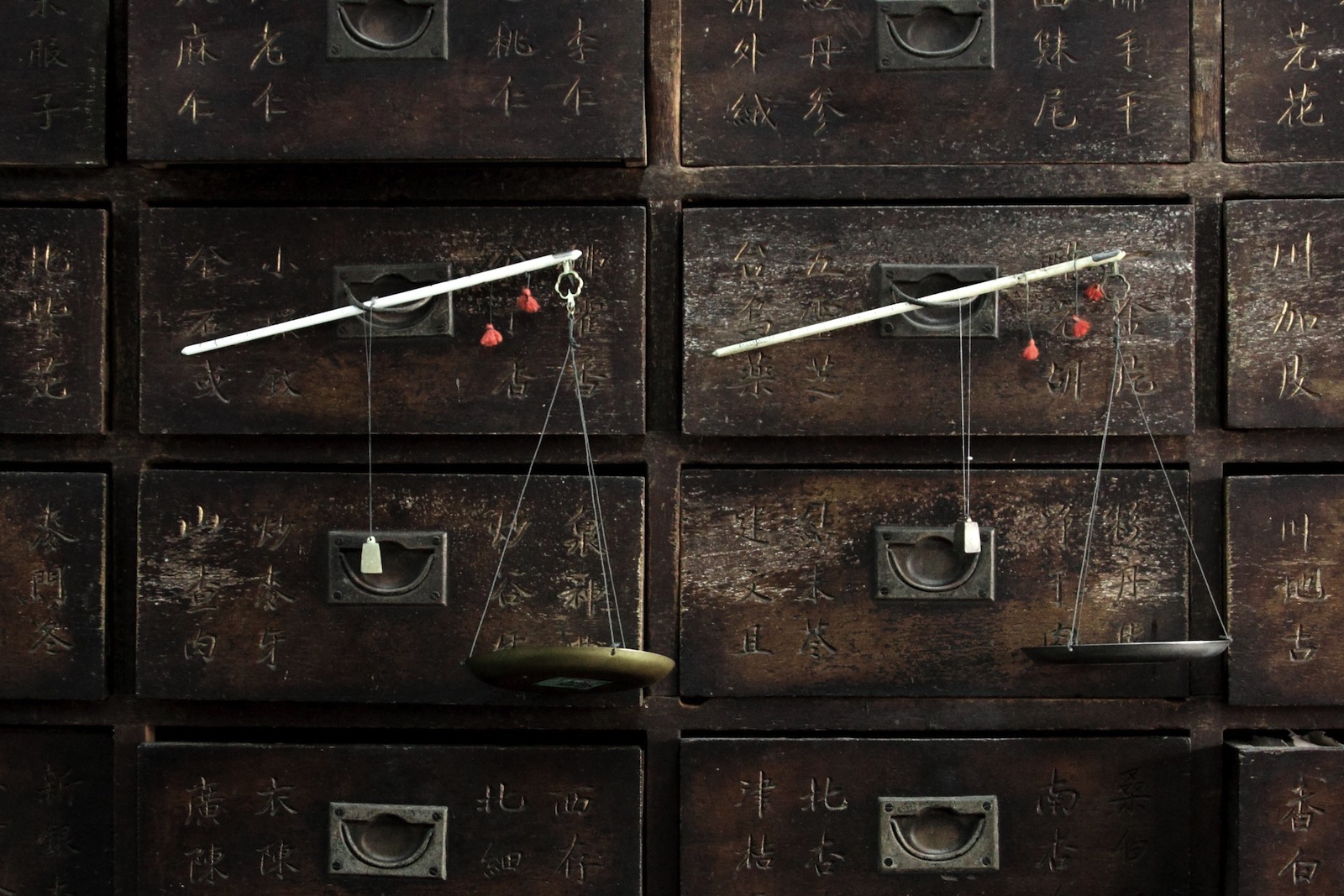 Devilcup de Photo: Chinese Medicine Weighing Scale