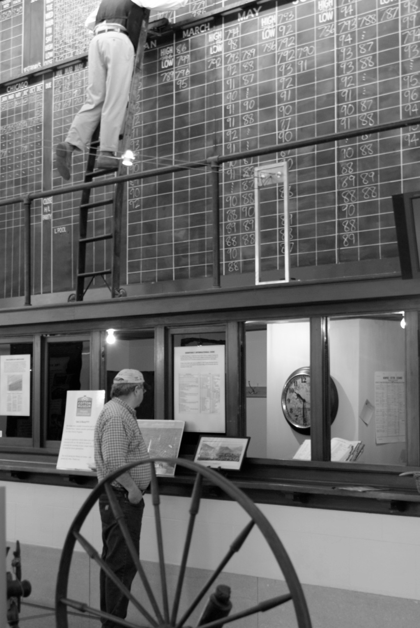 Midwest Girl: Memphis Cotton Museum