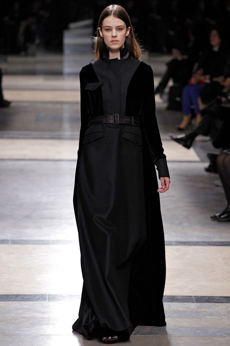 ELITE MODEL MANAGEMENT TORONTO : PARIS FASHION WEEK - KAYLEY RUNWAY SHOTS