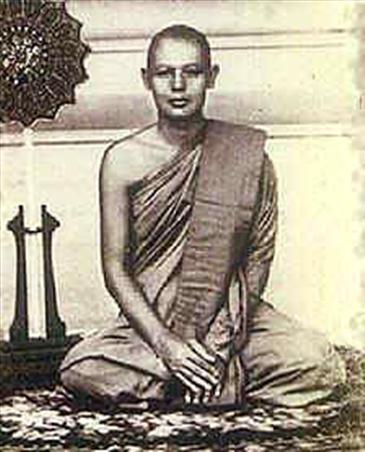 Luang Phor Pae Somdej
