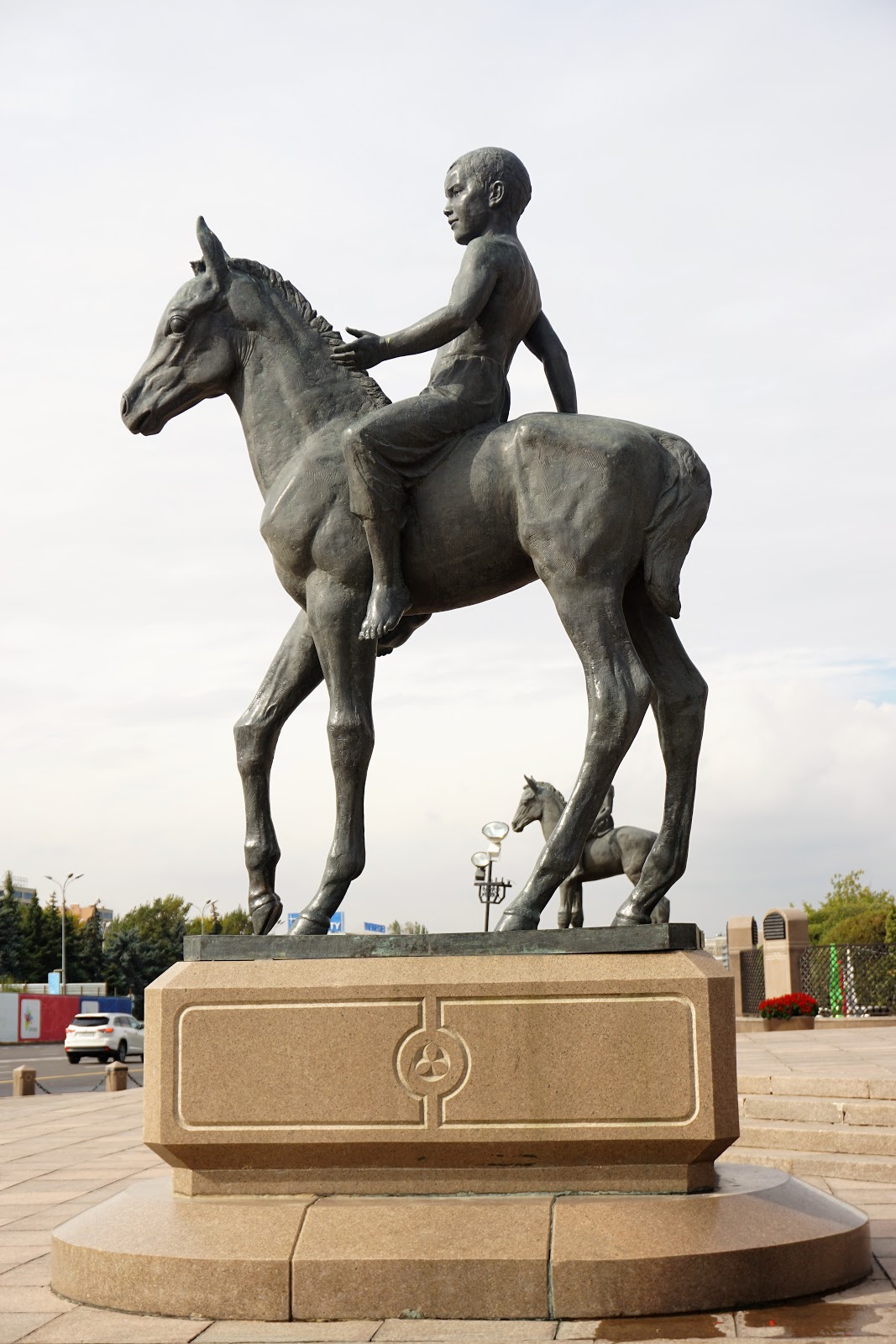 Souvenir Chronicles: ALMATY, KAZAKHSTAN: THE ROYAL TULIP HOTEL AND ...