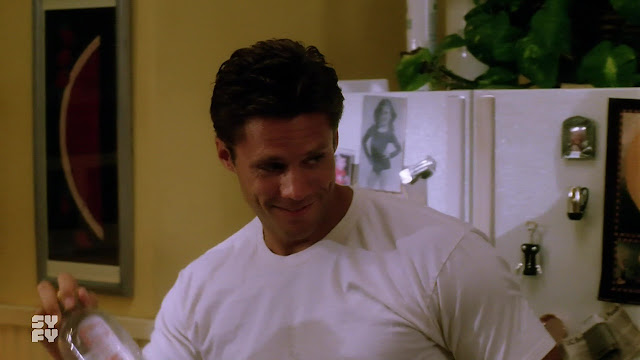 ausCAPS: Tim Herzog shirtless in Charmed (1998) 1-05 "Dream Sorcerer"