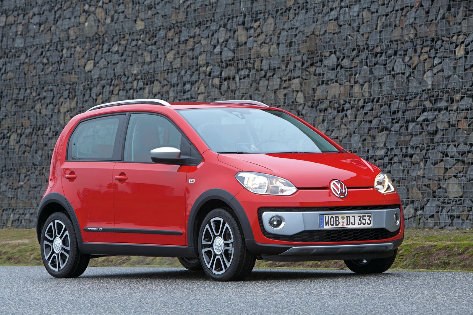 VW Cross Up! no Salão de Genebra