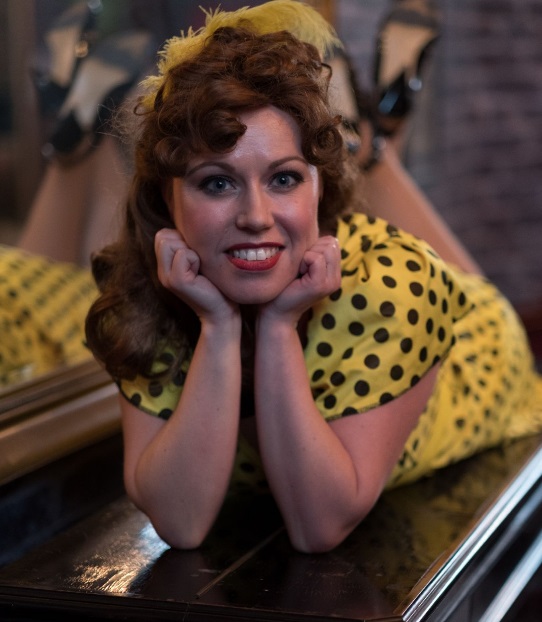 The North East Theatre Guide: REVIEW: Copacabana at Newcastle Tyne Theatre