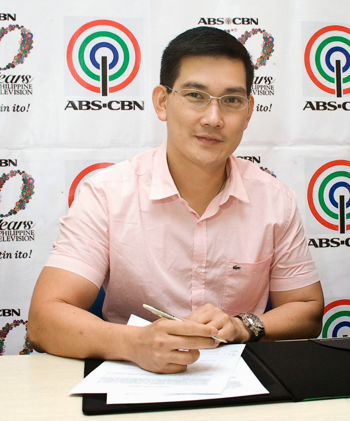 Richard Yap Aka Sir Chief Has No Time For Temptation, Remains Faithful ...