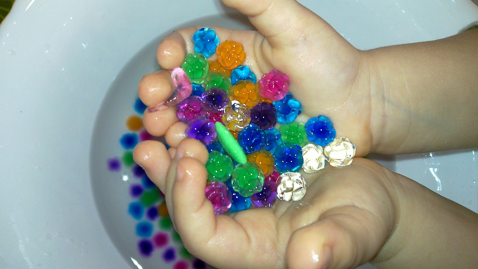 Bilute colorate | Mami, joaca-te cu mine!