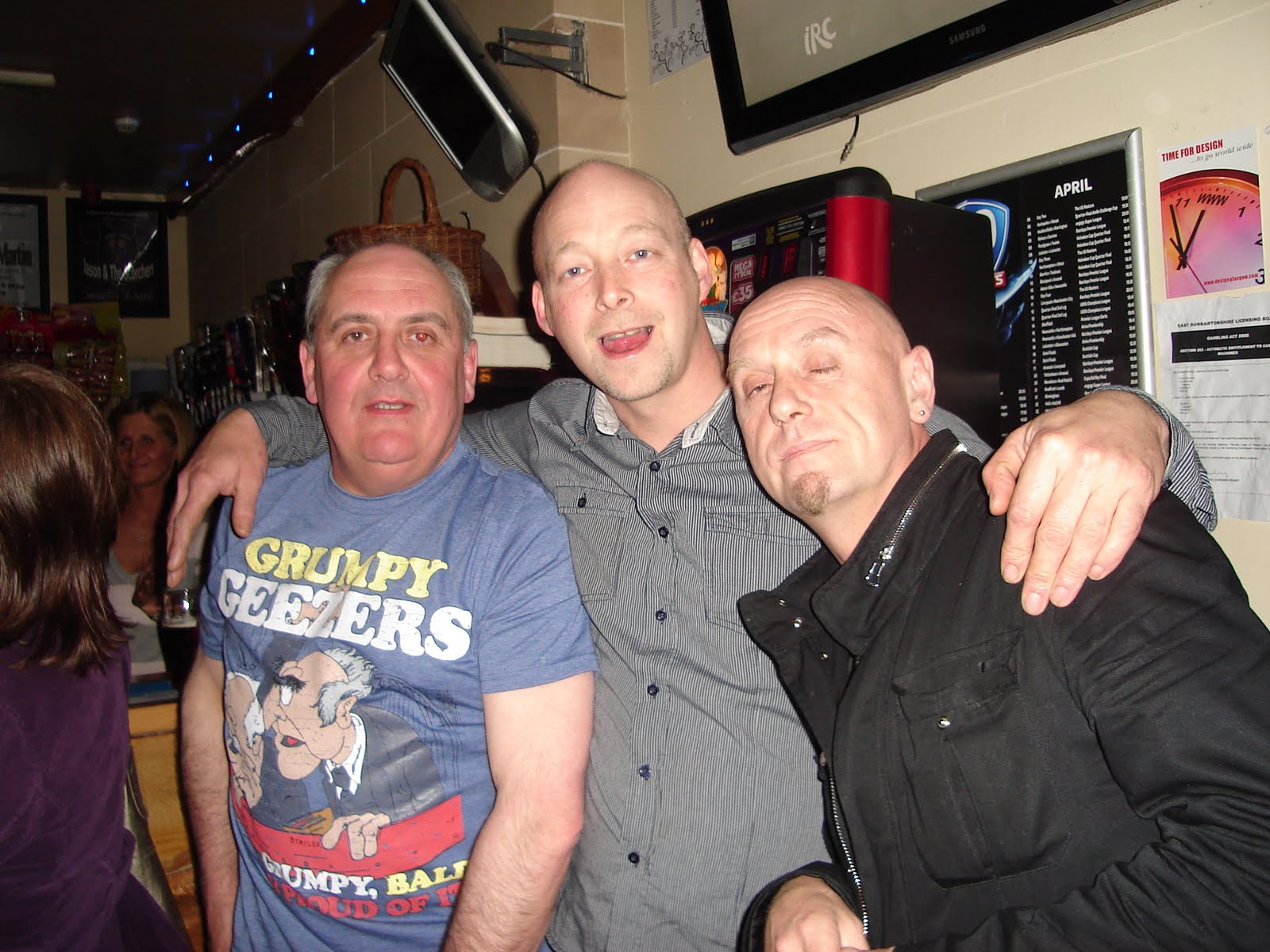 Generator Toast: 2 Bob Rocket At Bar Bliss